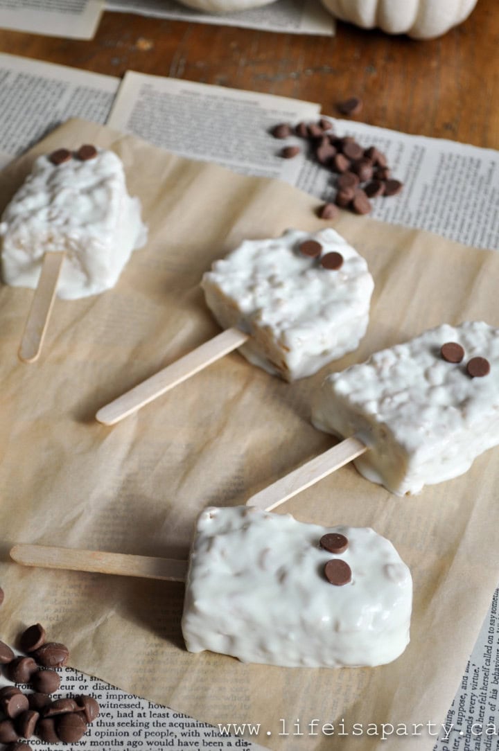 Halloween Ghost Rice Krispie Treats - Life is a Party