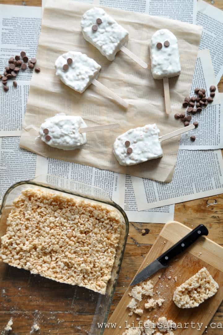 Halloween Ghost Rice Krispie Treats - Life is a Party
