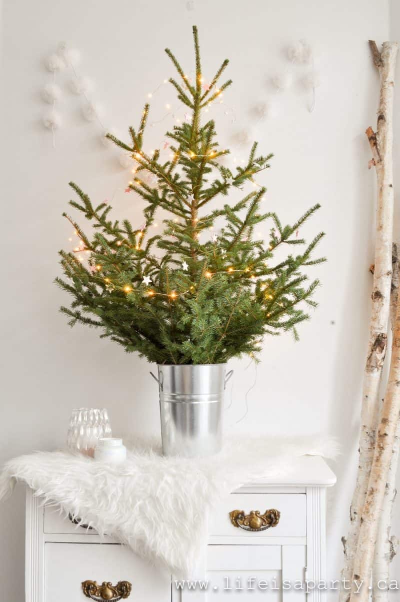 Easy DIY Star Garland - Life is a Party