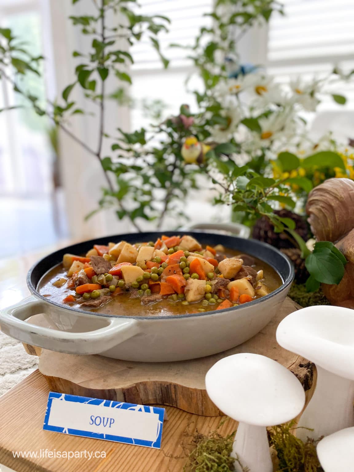 Snow White Party -Dinner and A Movie - Life is a Party